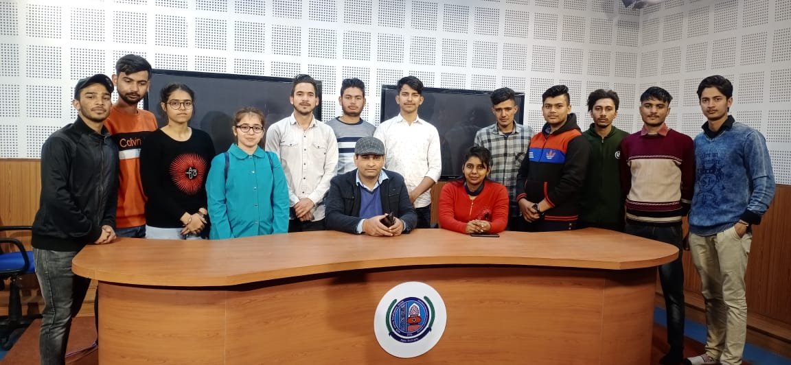 Visit to Radio and TV studio(BJMC Students) – Sh. L.N. Hindu College